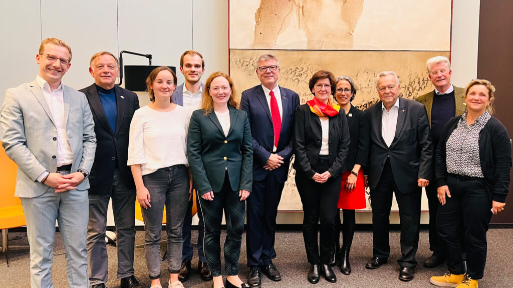 Neuer VDFG-Vorstand - VDFG